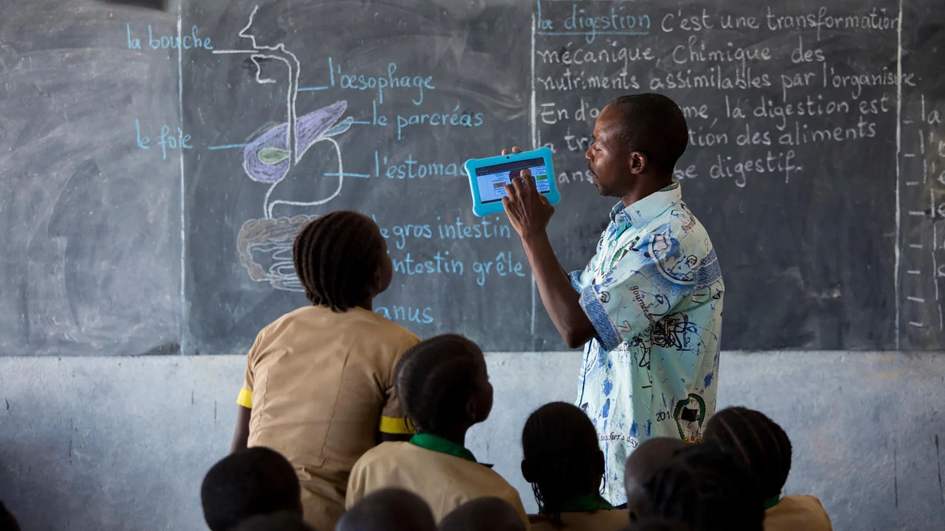 Giga – connect every school to the internet | unicef.ch