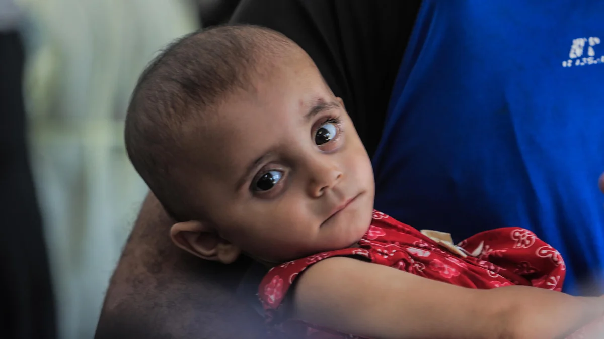 Military offensive in Gaza City puts 450,000 children in danger | unicef.ch